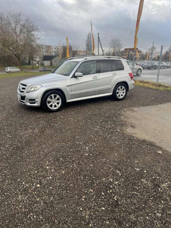 Pelēks Mercedes-Benz GLK 220 2013 Panevēža, ar dzinēja tilpumu 0.00 L un nobraukumu 230 tūkst. km par 9300 €, foto 2 vietnē AUTOMOTO.COM.LV