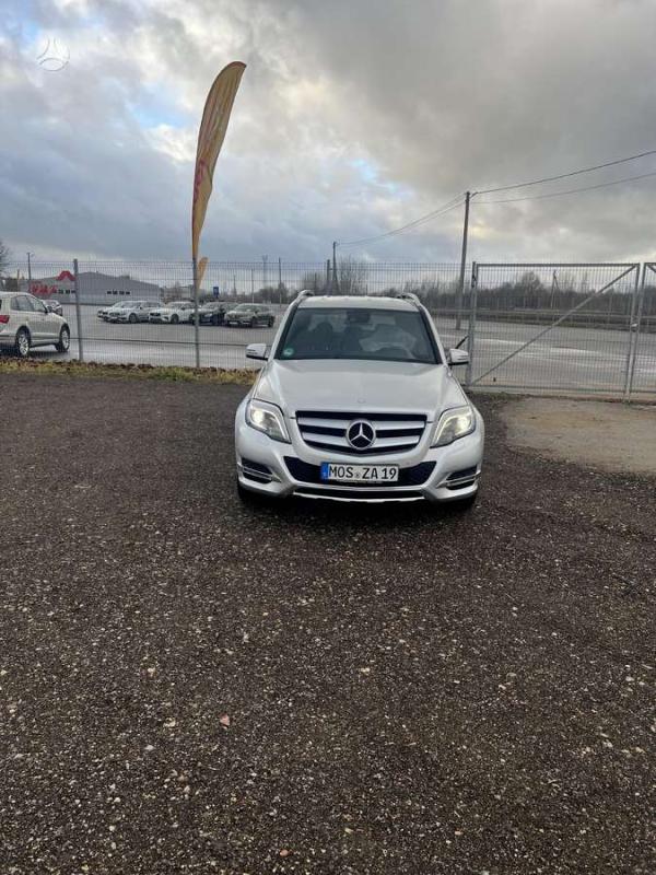 Pelēks Mercedes-Benz GLK 220 2013 Panevēža, ar dzinēja tilpumu 0.00 L un nobraukumu 230 tūkst. km par 9300 €, foto 6 vietnē AUTOMOTO.COM.LV