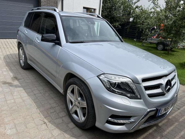 Grey Mercedes-Benz GLK 220 2013 in Vilnius, with an engine capacity of 2.14 L and mileage of 395 thousand km for 11500 €, photo 2 on AUTOMOTO.COM.LV