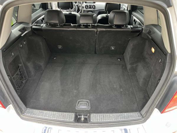 Grey Mercedes-Benz GLK 220 2013 in Vilnius, with an engine capacity of 2.14 L and mileage of 395 thousand km for 11500 €, photo 6 on AUTOMOTO.COM.LV