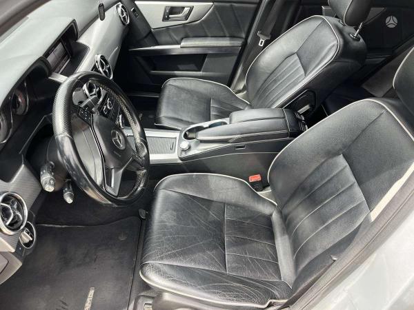 Grey Mercedes-Benz GLK 220 2013 in Vilnius, with an engine capacity of 2.14 L and mileage of 395 thousand km for 11500 €, photo 10 on AUTOMOTO.COM.LV
