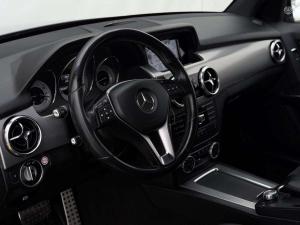 Pelēks Mercedes-Benz GLK 220 2013 Viļņa, ar dzinēja tilpumu 2.14 L un nobraukumu 325 tūkst. km par 9500 €, foto 10 vietnē AUTOMOTO.COM.LV