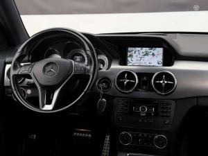 Pelēks Mercedes-Benz GLK 220 2013 Viļņa, ar dzinēja tilpumu 2.14 L un nobraukumu 325 tūkst. km par 9500 €, foto 19 vietnē AUTOMOTO.COM.LV