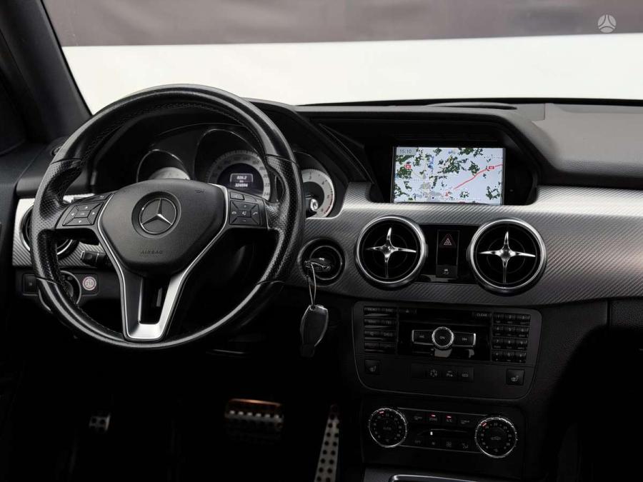 Pelēks Mercedes-Benz GLK 220 2013 Viļņa, ar dzinēja tilpumu 2.14 L un nobraukumu 325 tūkst. km par 9500 €, foto 19 vietnē AUTOMOTO.COM.LV