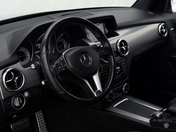 Pelēks Mercedes-Benz GLK 220 2013 Viļņa, ar dzinēja tilpumu 2.14 L un nobraukumu 325 tūkst. km par 9500 €, foto 10 vietnē AUTOMOTO.COM.LV