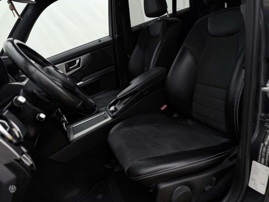 Pelēks Mercedes-Benz GLK 220 2013 Viļņa, ar dzinēja tilpumu 2.14 L un nobraukumu 325 tūkst. km par 9500 €, foto 11 vietnē AUTOMOTO.COM.LV