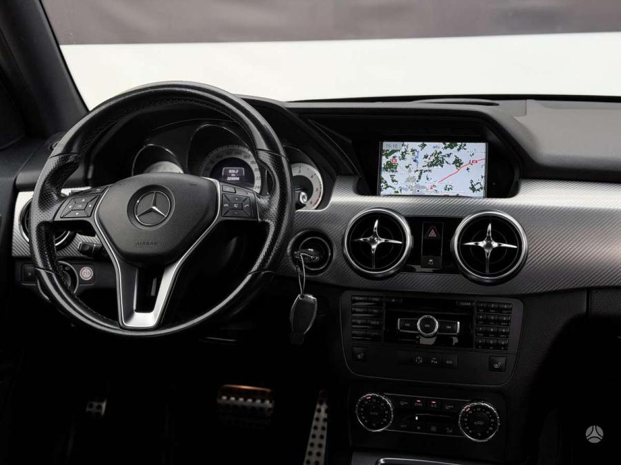 Pelēks Mercedes-Benz GLK 220 2013 Viļņa, ar dzinēja tilpumu 2.14 L un nobraukumu 325 tūkst. km par 9500 €, foto 19 vietnē AUTOMOTO.COM.LV