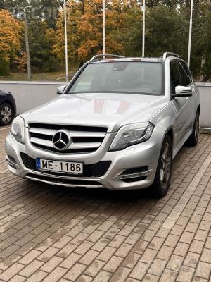 Pelēks Mercedes-Benz GLK 220 2013 Rīga, ar dzinēja tilpumu 2.20 L un nobraukumu 261 tūkst. km par 8900 €, foto 3 vietnē AUTOMOTO.COM.LV