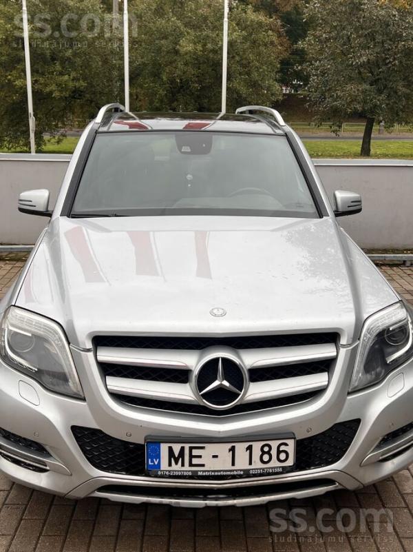 Mercedes-Benz GLK 220 2013 Rīga vietnē Pelēks Mercedes-Benz GLK 220 2013 Rīga, ar dzinēja tilpumu 2.20 L un nobraukumu 261 tūkst. km par 8900 €, foto 4 vietnē AUTOMOTO.COM.LV