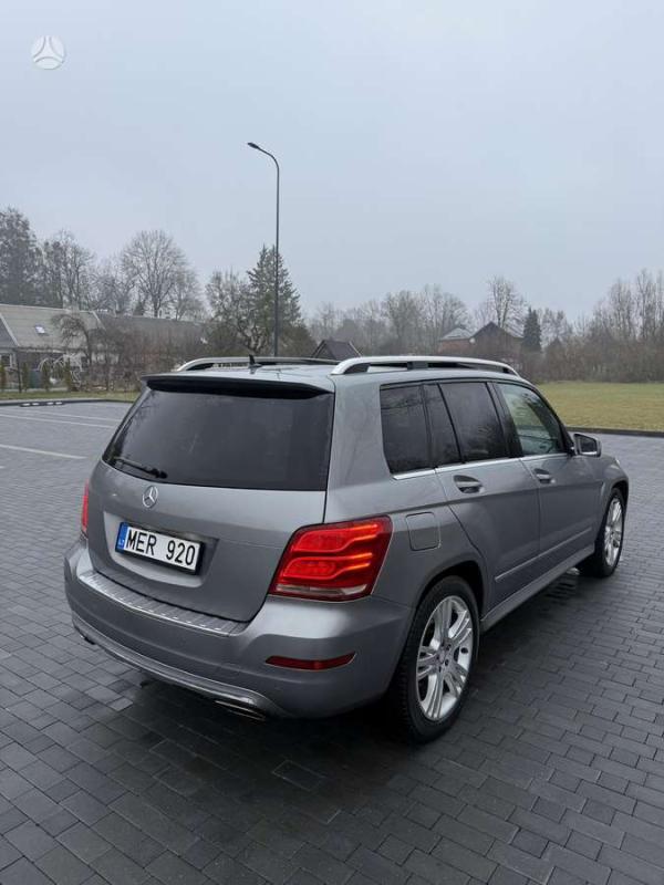 Grey Mercedes-Benz GLK 220 2014 in Vilnius, with an engine capacity of 2.14 L and mileage of 187 thousand km for 10999 €, photo 3 on AUTOMOTO.COM.LV