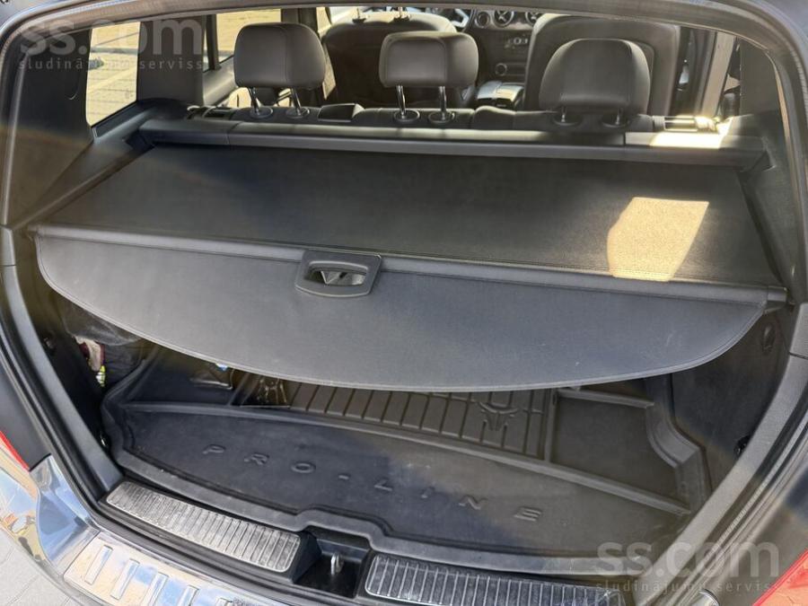 Pelēks Mercedes-Benz GLK 220 2014 Jelgava, ar dzinēja tilpumu 2.20 L un nobraukumu 319 tūkst. km par 10500 €, foto 8 vietnē AUTOMOTO.COM.LV