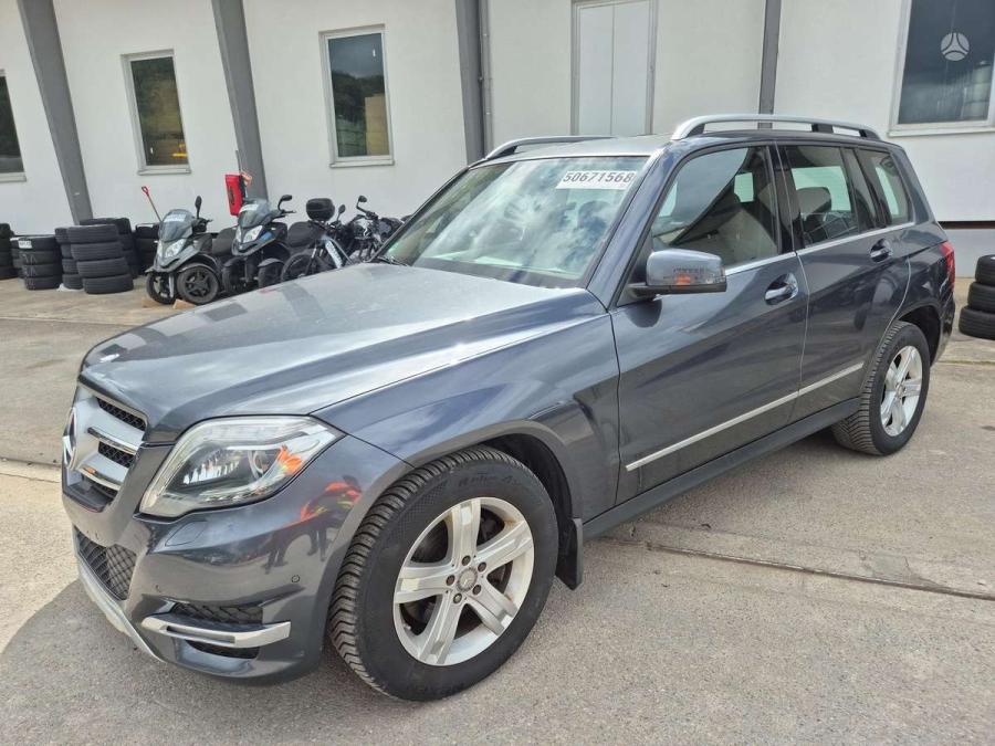 Grey Mercedes-Benz GLK 220 2015 in Vilnius, with an engine capacity of 2.14 L and mileage of 172 thousand km for 11900 €, photo 3 on AUTOMOTO.COM.LV