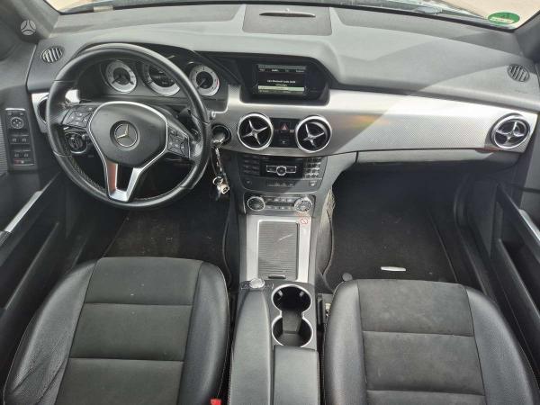Pelēks Mercedes-Benz GLK 220 2015 Viļņa, ar dzinēja tilpumu 2.14 L un nobraukumu 172 tūkst. km par 11900 €, foto 5 vietnē AUTOMOTO.COM.LV