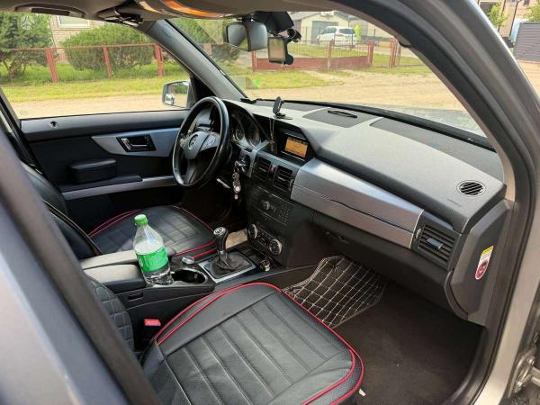 Grey Mercedes-Benz GLK 220 2010 in Kaunas, with an engine capacity of 2.14 L and mileage of 332 thousand km for 5400 €, photo 8 on AUTOMOTO.COM.LV