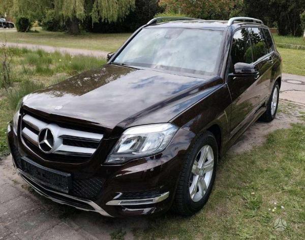 Mercedes-Benz GLK 220 2013 in Klaipeda, with an engine capacity of 2.14 L and mileage of 99 thousand km for 21899 €, photo 4 on AUTOMOTO.COM.LV