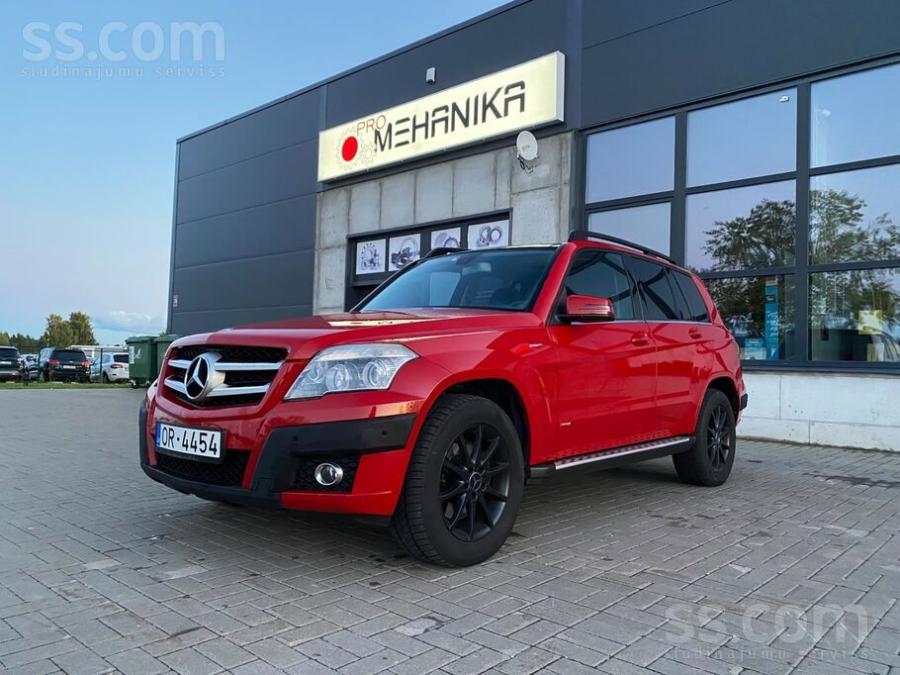 Sarkans Mercedes-Benz GLK 220 2009 Cēsis, ar dzinēja tilpumu 2.20 L un nobraukumu 262 tūkst. km par 8999 €, foto 1 vietnē AUTOMOTO.COM.LV