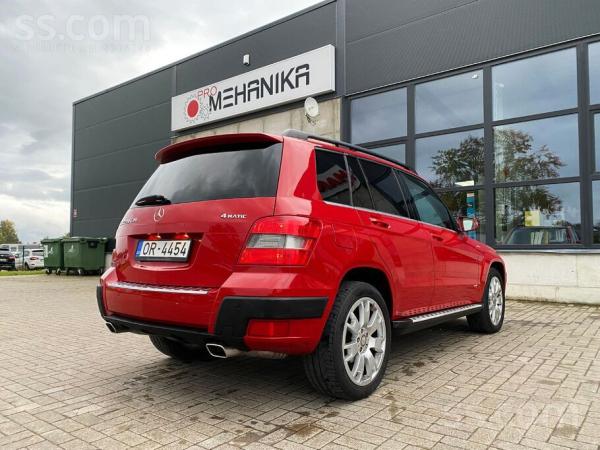 Sarkans Mercedes-Benz GLK 220 2009 Cēsis, ar dzinēja tilpumu 2.20 L un nobraukumu 262 tūkst. km par 8999 €, foto 9 vietnē AUTOMOTO.COM.LV