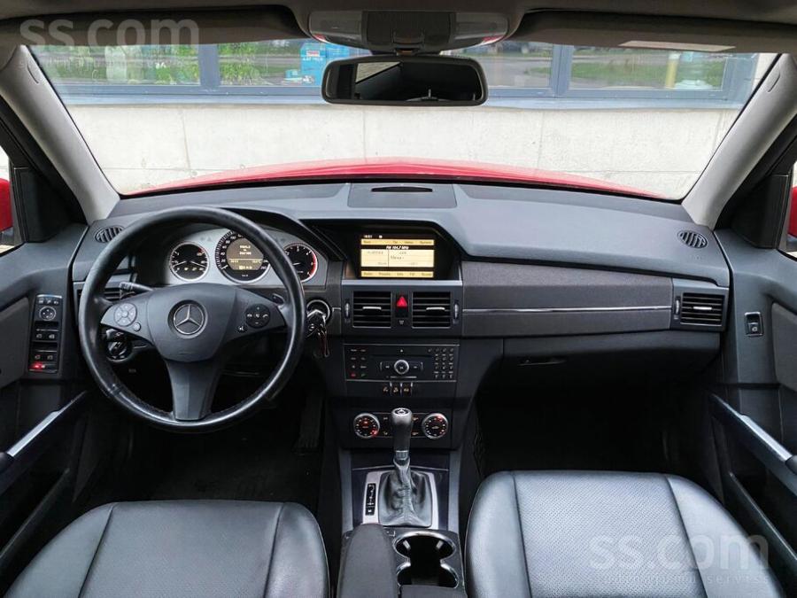 Sarkans Mercedes-Benz GLK 220 2009 Cēsis, ar dzinēja tilpumu 2.20 L un nobraukumu 262 tūkst. km par 8999 €, foto 14 vietnē AUTOMOTO.COM.LV