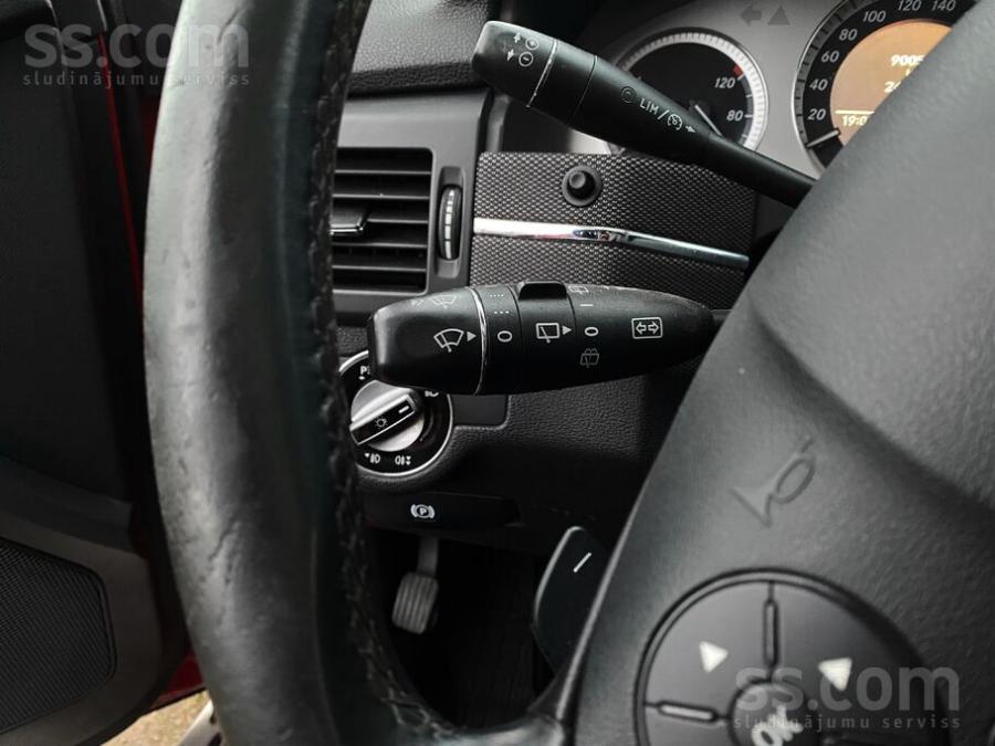 Sarkans Mercedes-Benz GLK 220 2009 Cēsis, ar dzinēja tilpumu 2.20 L un nobraukumu 262 tūkst. km par 8999 €, foto 17 vietnē AUTOMOTO.COM.LV