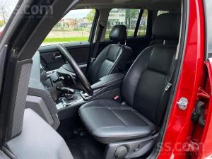 Sarkans Mercedes-Benz GLK 220 2009 Cēsis, ar dzinēja tilpumu 2.20 L un nobraukumu 262 tūkst. km par 8999 €, foto 23 vietnē AUTOMOTO.COM.LV