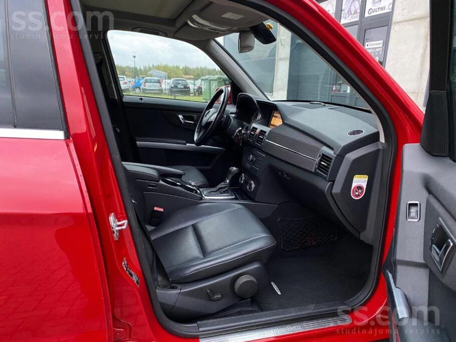Sarkans Mercedes-Benz GLK 220 2009 Cēsis, ar dzinēja tilpumu 2.20 L un nobraukumu 262 tūkst. km par 8999 €, foto 24 vietnē AUTOMOTO.COM.LV