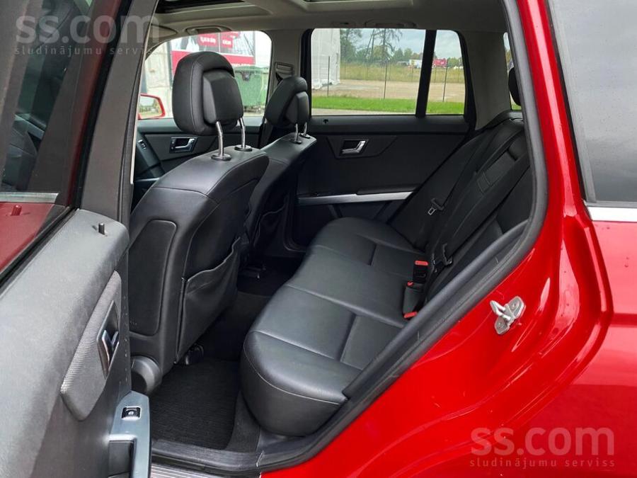 Sarkans Mercedes-Benz GLK 220 2009 Cēsis, ar dzinēja tilpumu 2.20 L un nobraukumu 262 tūkst. km par 8999 €, foto 28 vietnē AUTOMOTO.COM.LV