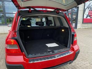 Sarkans Mercedes-Benz GLK 220 2009 Cēsis, ar dzinēja tilpumu 2.20 L un nobraukumu 262 tūkst. km par 8999 €, foto 29 vietnē AUTOMOTO.COM.LV