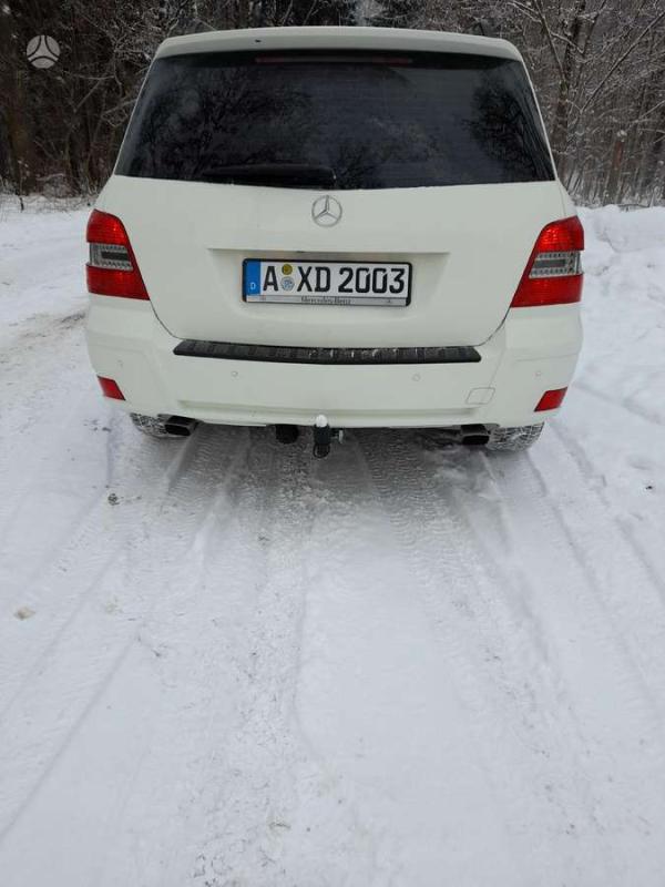 Balts Mercedes-Benz GLK 220 2009 Kauņa, ar dzinēja tilpumu 2.20 L un nobraukumu 296 tūkst. km par 7450 €, foto 4 vietnē AUTOMOTO.COM.LV