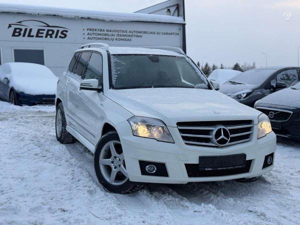 White Mercedes-Benz GLK 220 2010 in Utena, with an engine capacity of 2.14 L and mileage of 236 thousand km for 5990 €, photo 1 on AUTOMOTO.COM.LV