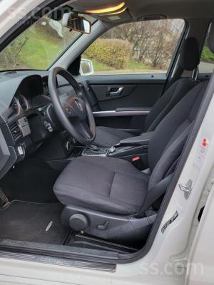 Белый Мерседес ГЛК 220 2010 в Рига, объемом двигателя 2.20 л и пробегом 238 тыс. км за 7335 €, фото 7 на AUTOMOTO.COM.LV