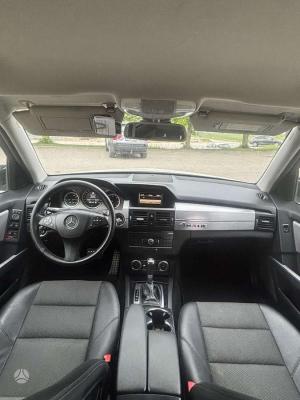White Mercedes-Benz GLK 220 2011 in Alytus, with an engine capacity of 2.20 L and mileage of 276 thousand km for 7250 €, photo 12 on AUTOMOTO.COM.LV