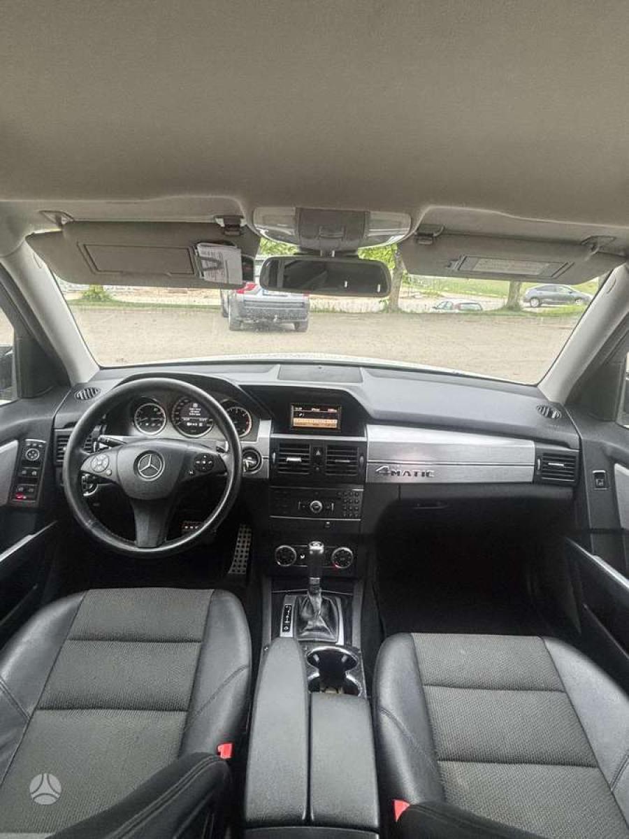 White Mercedes-Benz GLK 220 2011 in Alytus, with an engine capacity of 2.20 L and mileage of 276 thousand km for 7250 €, photo 12 on AUTOMOTO.COM.LV