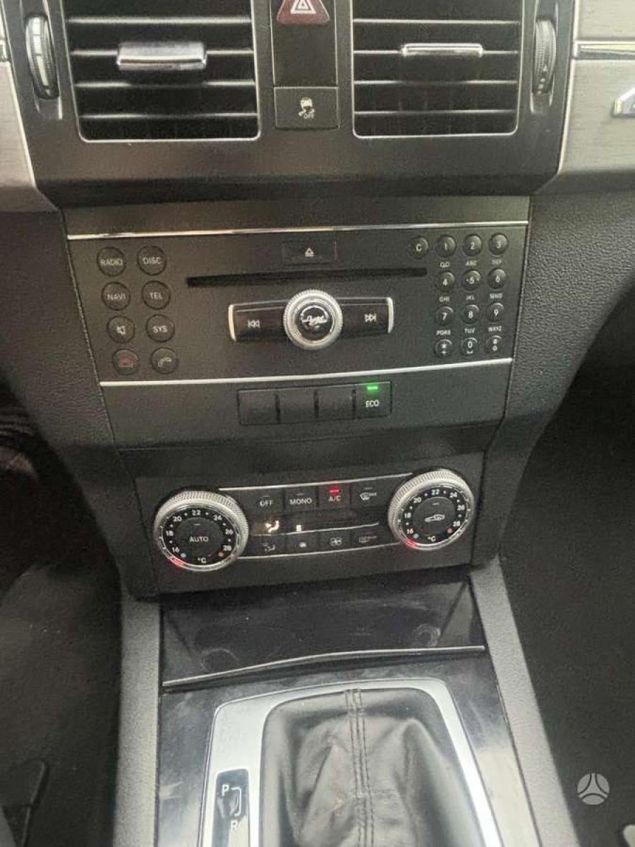 White Mercedes-Benz GLK 220 2011 in Alytus, with an engine capacity of 2.20 L and mileage of 276 thousand km for 7250 €, photo 14 on AUTOMOTO.COM.LV
