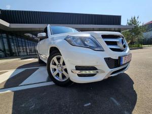 White Mercedes-Benz GLK 220 2013 in Kaunas, with an engine capacity of 2.14 L and mileage of 269 thousand km for 9999 €, photo 4 on AUTOMOTO.COM.LV