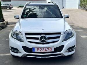 White Mercedes-Benz GLK 220 2013 in Marijampole, with an engine capacity of 2.14 L and mileage of 296 thousand km for 8500 €, photo 4 on AUTOMOTO.COM.LV