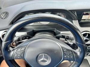 White Mercedes-Benz GLK 220 2013 in Marijampole, with an engine capacity of 2.14 L and mileage of 296 thousand km for 8300 €, photo 10 on AUTOMOTO.COM.LV