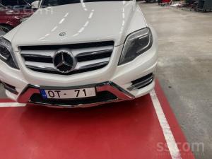 White Mercedes-Benz GLK 220 2014 in Riga, with an engine capacity of 2.20 L and mileage of 259 thousand km for 15220 €, photo 3 on AUTOMOTO.COM.LV