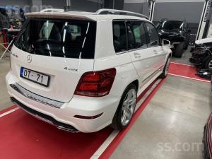 White Mercedes-Benz GLK 220 2014 in Riga, with an engine capacity of 2.20 L and mileage of 259 thousand km for 15220 €, photo 4 on AUTOMOTO.COM.LV