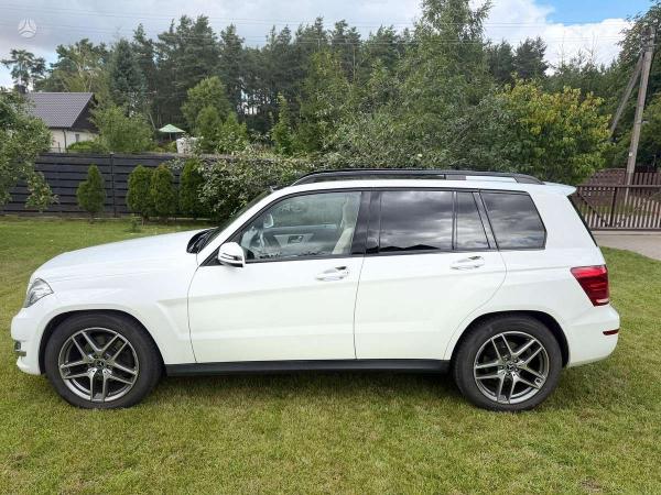 White Mercedes-Benz GLK 220 2014 in Kaunas, with an engine capacity of 2.14 L and mileage of 274 thousand km for 14250 €, photo 5 on AUTOMOTO.COM.LV