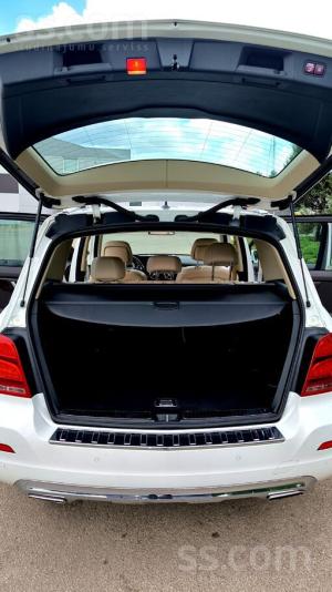 White Mercedes-Benz GLK 220 2014 in Riga, with an engine capacity of 2.20 L and mileage of 202 thousand km for 14900 €, photo 9 on AUTOMOTO.COM.LV