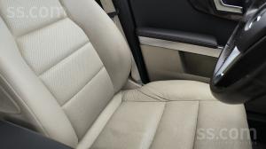 White Mercedes-Benz GLK 220 2014 in Riga, with an engine capacity of 2.20 L and mileage of 202 thousand km for 14900 €, photo 21 on AUTOMOTO.COM.LV