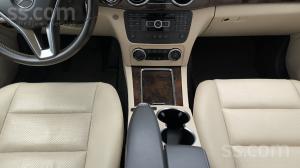 White Mercedes-Benz GLK 220 2014 in Riga, with an engine capacity of 2.20 L and mileage of 202 thousand km for 14900 €, photo 22 on AUTOMOTO.COM.LV