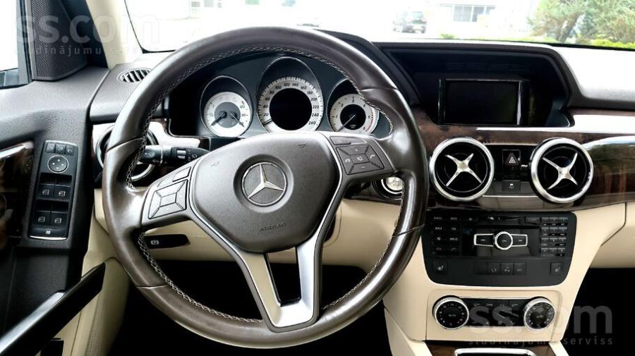 White Mercedes-Benz GLK 220 2014 in Riga, with an engine capacity of 2.20 L and mileage of 202 thousand km for 14900 €, photo 28 on AUTOMOTO.COM.LV