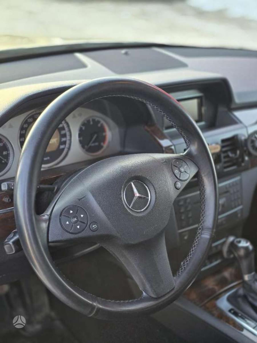 Dzeltens Mercedes-Benz GLK 220 2011 Viļņa, ar dzinēja tilpumu 0.00 L un nobraukumu 321 tūkst. km par 6550 €, foto 24 vietnē AUTOMOTO.COM.LV