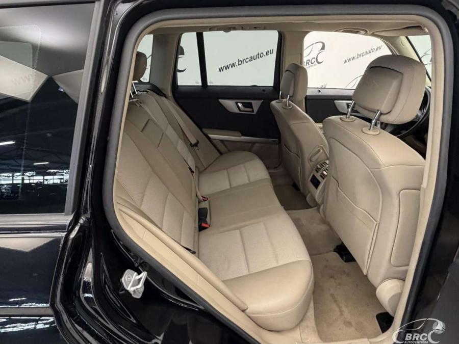 Melns Mercedes-Benz glk-250 2011 Viļņa, ar dzinēja tilpumu 2.14 L un nobraukumu 266 tūkst. km par 7900 €, foto 11 vietnē AUTOMOTO.COM.LV