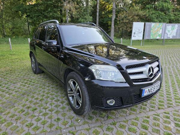 Melns Mercedes-Benz glk-250 2011 Anykščiai, ar dzinēja tilpumu 2.10 L un nobraukumu 327 tūkst. km par 4999 €, foto 2 vietnē AUTOMOTO.COM.LV