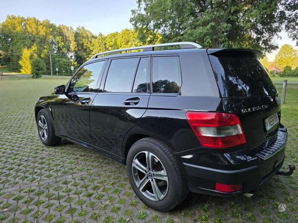 Melns Mercedes-Benz glk-250 2011 Anykščiai, ar dzinēja tilpumu 2.10 L un nobraukumu 327 tūkst. km par 4999 €, foto 3 vietnē AUTOMOTO.COM.LV