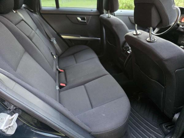 Melns Mercedes-Benz glk-250 2011 Anykščiai, ar dzinēja tilpumu 2.10 L un nobraukumu 327 tūkst. km par 4999 €, foto 10 vietnē AUTOMOTO.COM.LV