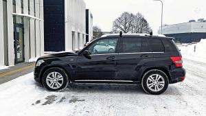 Black Mercedes-Benz glk-250 2012 in Vilnius, with an engine capacity of 2.14 L and mileage of 214 thousand km for 8990 €, photo 8 on AUTOMOTO.COM.LV