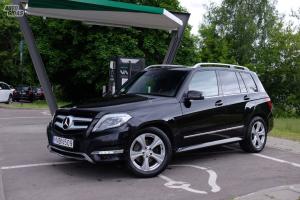 Black Mercedes-Benz glk-250 2012 in Vilnius, with an engine capacity of 2.20 L and mileage of 404 thousand km for 9300 €, photo 11 on AUTOMOTO.COM.LV